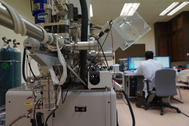 Pusat Penyelidikan Sains & Kejuruteraan - INSTRUMENTS